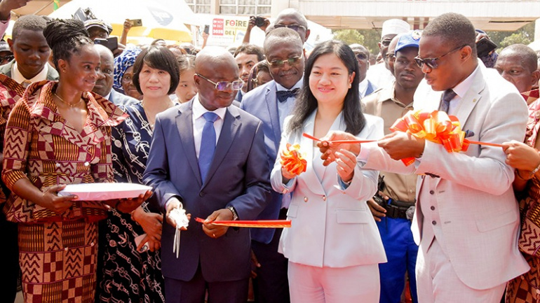 Ouverture officielle de la 20ème Foire Internationale de Lomé - La Voix ...